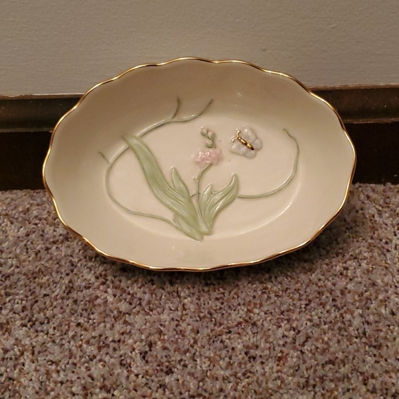 Lenox | Accents | Lenox Butterfly And Flower Oval Trinket Dish | Poshmark